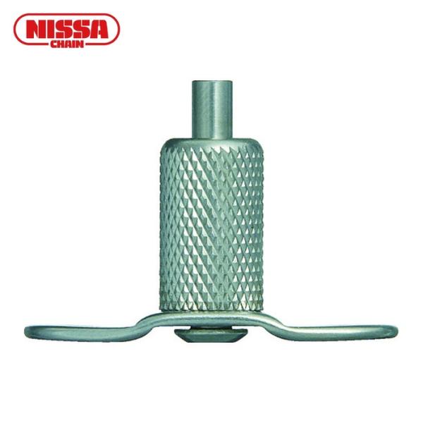 ニッサチェイン ワイヤロープ用ディスプレイパーツ|特長:ワイヤを突起部の方から差し込むだけで止まり、突起部を押し込むとワイヤを抜くことができます。 ワイヤーを差し込むだけでその箇所で留まる自在金具です。