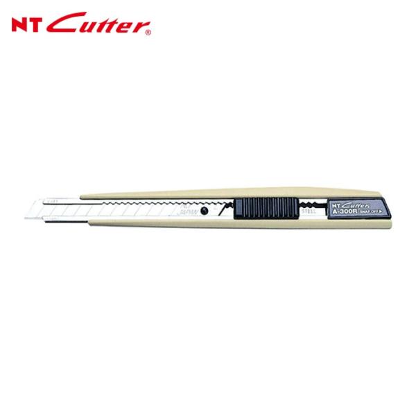 NT カッターナイフ|特長:オートロックスライドです。 不意な刃のすべり出しを防止するオートロック式スライド。 刃を裏返してセットすると左利き用として使用可能です。
