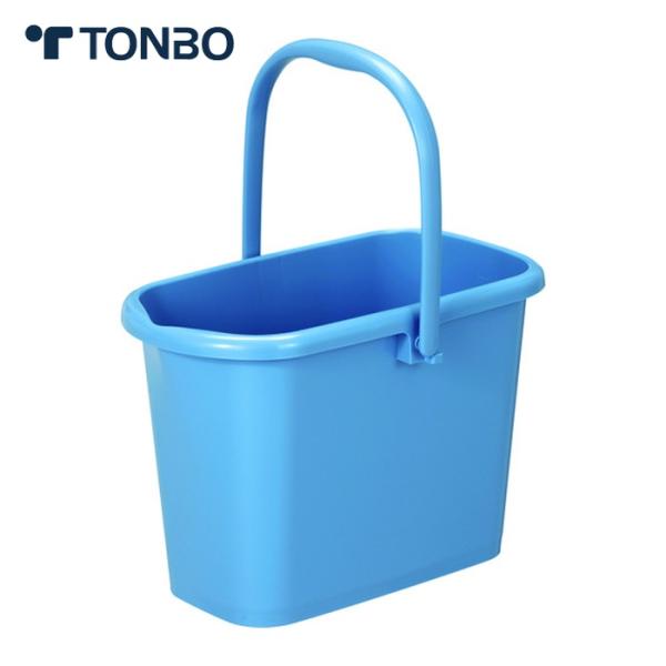 特長●モップが入る長角タイプバケツで、吊り手は握りやすいパイプ状で凹凸がないので汚れにくい形状です。用途●モップの洗浄、水の運搬。