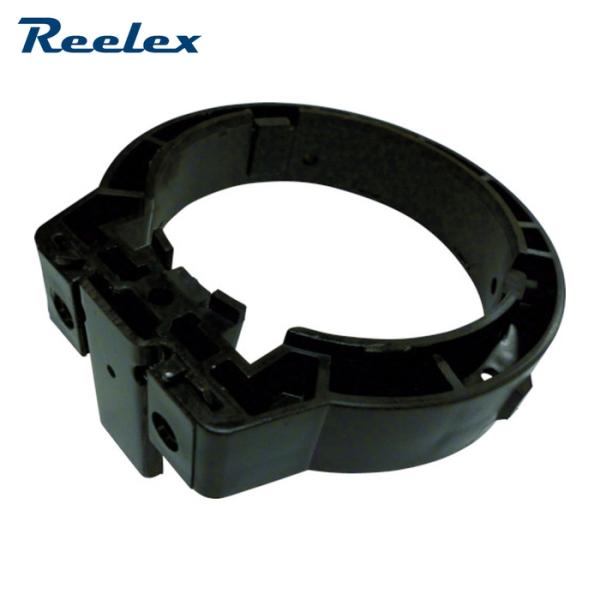 特長●3ヶ所のすべり止めでアタッチメントをコーンからずれにくくしています。●４方向からシートを取付け可能です。●アタッチメントの連結ができるので持ち運びに便利です。用途●自動巻バリアリールの取り付けカスタマイズ用。