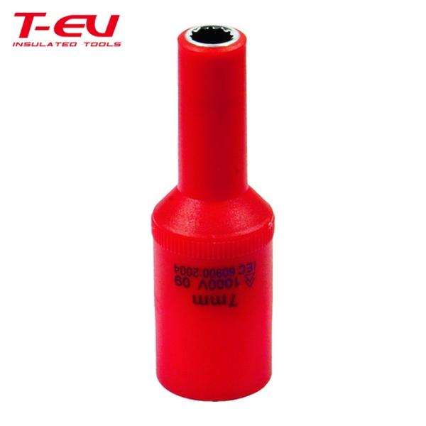 Tech-EV 絶縁ソケット|特長:成型樹脂の絶縁被膜により今までにない被膜の薄さを実現しました。