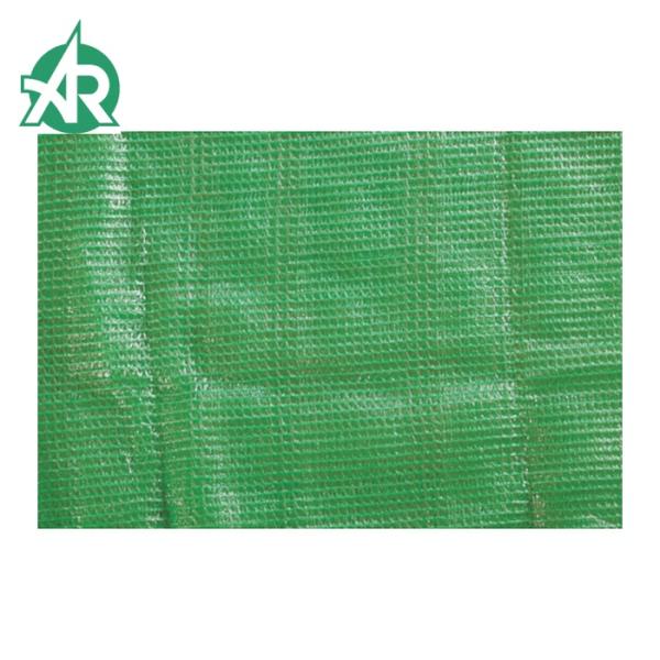 特長●住宅工事や道路工事などでの防護仕切りや安全通路の確保、敷地の仮囲いや防風・防じんに最適です。●パイプ挿入部を袋状にしてあるため、簡単に組み立て、取り外しが可能です。●パイプ挿入部は単管パイプ用と25φ程度までの細径パイプ用の2パターン...