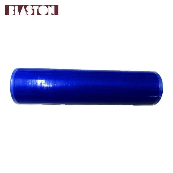 特長●チリやほこりをキャッチします。●基材にPEフィルムを採用し、コア芯もプラ芯を使用し、発塵を抑えております。●ミシン目があるので、汚れた面を簡単に剥がす事ができます。用途●クリーンルーム、清掃作業、精密作業に。