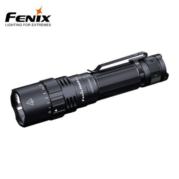 FENIX LED懐中電灯(充電式)|特長:回転式切り替え機構で、片手で光を調節可能です。 特許取得済みの3光源TIRレンズ技術により、コンパクトな形状でありながら、多目的な3色照射(白・赤・緑)が可能です。