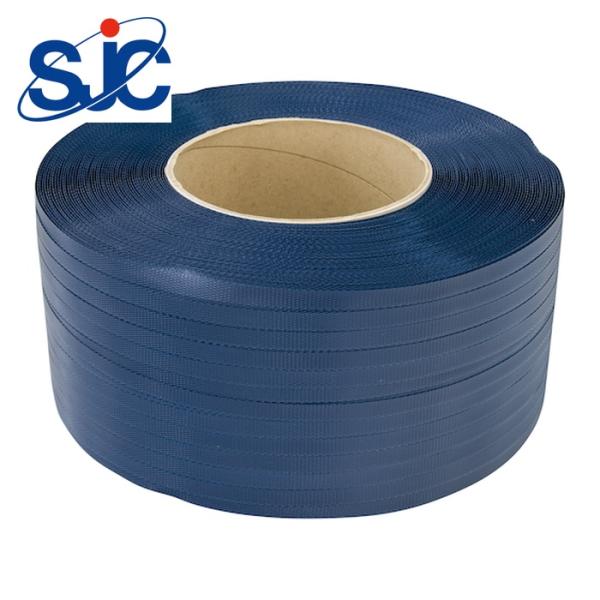 積水 PPバンド|特長:100%リサイクル原料使用PPバンドのカラータイプです。 顔料等の添加剤は除きます。 リサイクル原料を使用しながらバージン原料製品と同等の梱包機適性を実現しました。