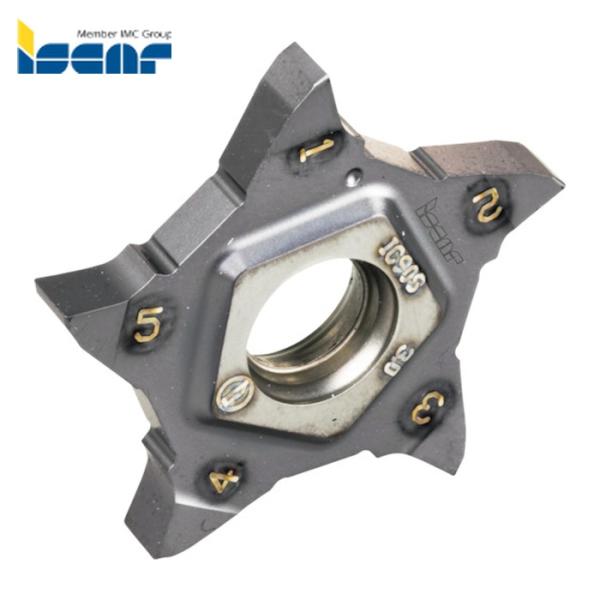 イスカル 溝入れ・突切り工具用チップ|特長:強固なクランプシステムと、高剛性チップデザインが高能率加工を実現します。 ホルダーの左右方向から、機上で簡単迅速にチップ交換が可能です。 5コーナー使いチップで経済性に優れています。