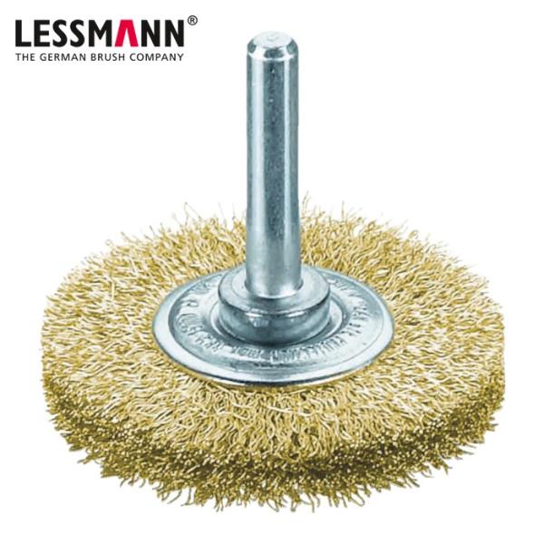 LESSMANN 軸付ホイールブラシ|特長:高品位の線材を使用しており、耐久性に優れ長寿命です。 幅広いサイズ展開で、様々なアプリケーションに適しています。