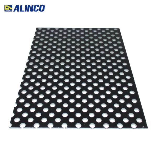 アルインコ パンチングメタル|特長:ポリエチレン樹脂を表面塗装したアルミシートではさんだものです。 軽量、剛性、加工性に優れ幅広い用途に使用可です。