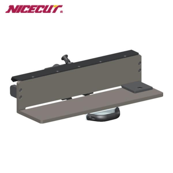 富士元 面取り機用オプション|特長:ワーク材に傷をつけることなく面取り加工することができます。 ワーク材に傷をつけることなく面取り加工する事ができます。