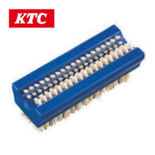 KTC つめブラシ|特長:爪・指先用と手のひら用のブラシが一つになっています。 上面の爪・指先用ブラシは白ブタ毛をアーチ状に配置しています。 下面の手のひら用ブラシは植物毛のパキン製です。