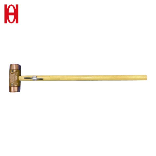 OH 銅ハンマー|特長:カッパーハンマーの本体部は黒心可鍛鋳鉄で熱処理をしているので柄穴の変形がなく柄が折れにくいです。 ヘッド交換できる銅ハンマーです。