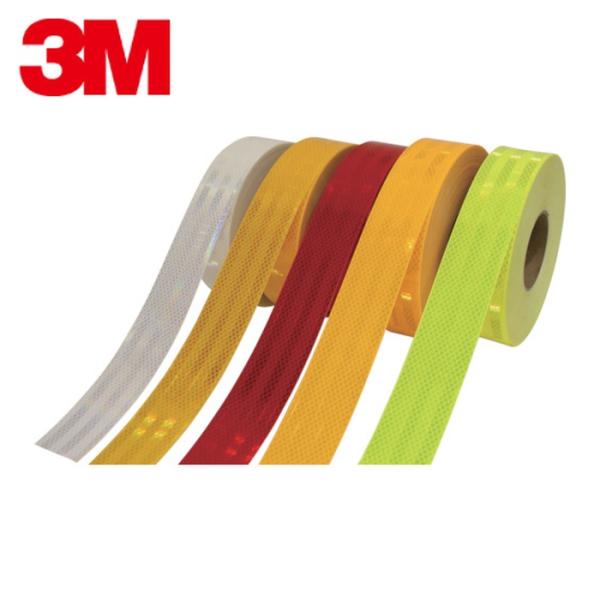 3M 反射テープ|特長:通常の約10倍の輝度(3M製品比較)があり、広角特性にも優れているため、斜め方向からでもはっきりと視認でき、安全確保に効果的です。 最初の反射性能を長期間維持する耐久性を持っています。 通常使用で7年の耐久性を有します。