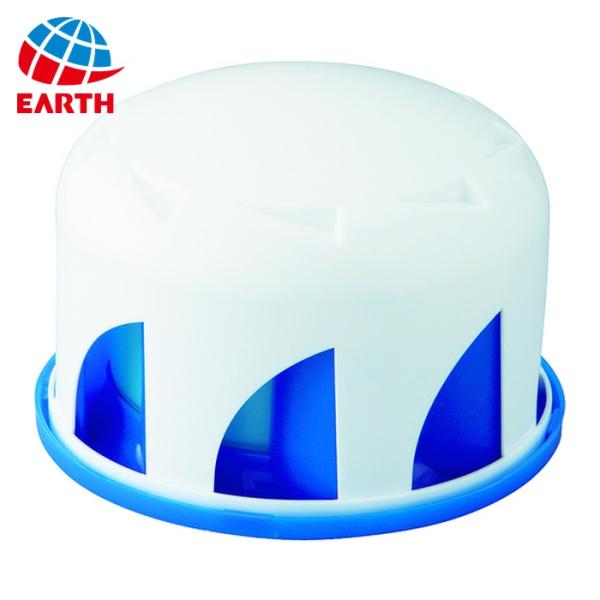 アース 防虫用品|特長:殺虫成分を使用していないので、ペットやお子様のいるお部屋でも安心して使えます。 低位置スリットだから、ダニのイヤがる5種の天然成分がダニの住処である床面に広がります。 倒れても安心なゲルタイプです。