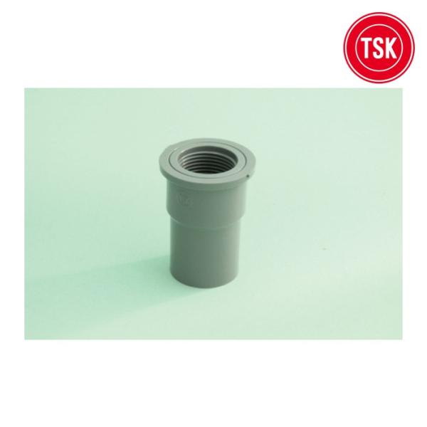 トーエー 塩ビ管TS継手(ソケット)|特長:普通の工具で簡単に切ったり削ったりできます。 パイプの接続は専用の接着剤で容易に接合でき、漏水の心配がありません。 軽量なので、配管作業、運搬等取扱いが極めて楽です。