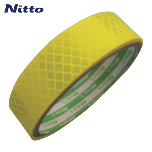 特長●プリズムレンズ型反射テープです。●夜間の視認性は、従来のガラスビーズ型と比較すると約7倍の明るさを保持します。●屋外耐候性10年の長期グレードです。用途●主要道路の規制標識や警戒標識に。●視界誘導標識に。