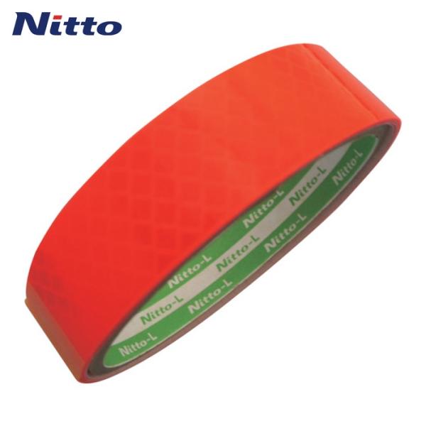 特長●プリズムレンズ型反射テープです。●夜間の視認性は、従来のガラスビーズ型と比較すると約7倍の明るさを保持します。●屋外耐候性10年の長期グレードです。用途●主要道路の規制標識や警戒標識に。●視界誘導標識に。