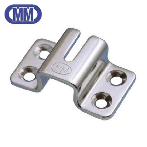 水本 チェーン用パーツ|特長:壁面に取り付けチェーンを掛けたり外したりすることができます。 余分なチェーンはそのまま下へ垂らせるので、チェーンの長さ調節が可能です。 転倒防止用チェーンをかけるのに適しています。