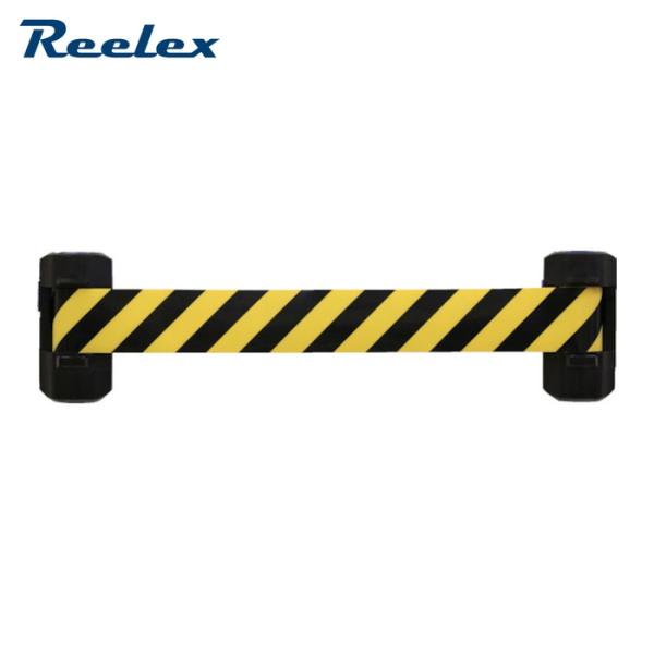 Reelex ガードテープ|特長:12mのシートを中間支柱なしで張り出しが可能です。 増締め機構付でシートをピンと張れます。 継ぎ目のない12mロングシートです。