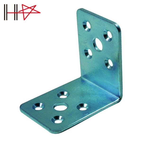 DAIDOHANT ジョイント金具|特長:多孔式のため、取り付け箇所に融通が利きます。 木工用ねじ、ボルトどちらでも施工できます。