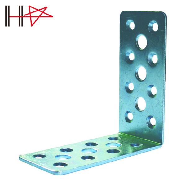 DAIDOHANT ジョイント金具|特長:多孔式のため、取り付け箇所に融通が利きます。 木工用ねじ、ボルトどちらでも施工できます。