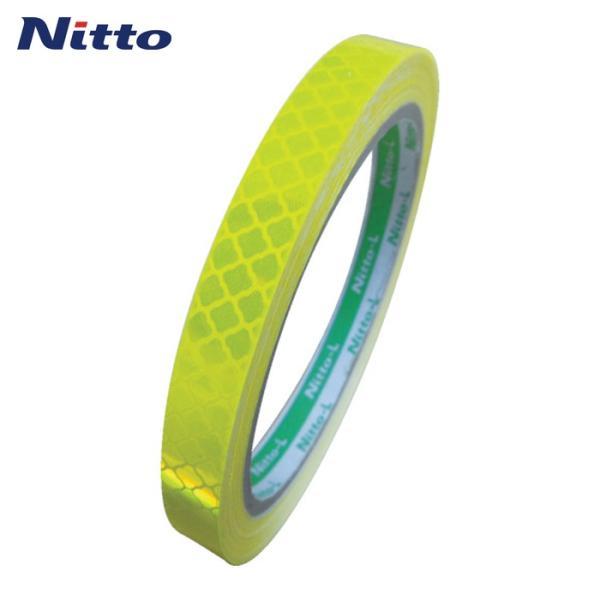 特長●プリズムレンズ型反射テープです。●夜間の視認性は、従来のガラスビーズ型と比較すると約7倍の明るさを保持します。●屋外耐候性10年の長期グレードです。用途●主要道路の規制標識や警戒標識に。●視界誘導標識に。