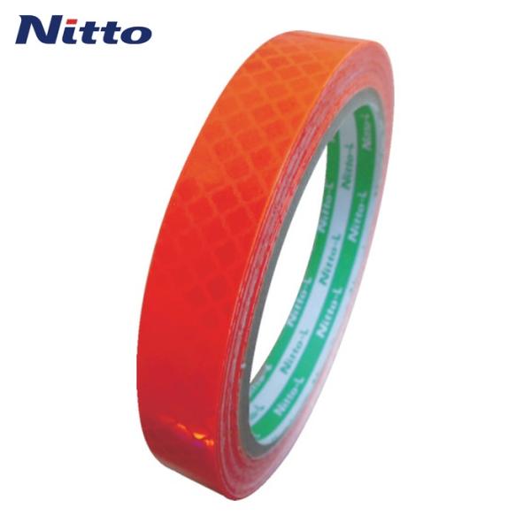 特長●プリズムレンズ型反射テープです。●夜間の視認性は、従来のガラスビーズ型と比較すると約7倍の明るさを保持します。●屋外耐候性10年の長期グレードです。用途●主要道路の規制標識や警戒標識に。●視界誘導標識に。