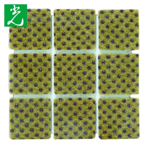 光 イス用クッション|特長:シリコンの特殊ドット加工ですべり止め効果抜群です。