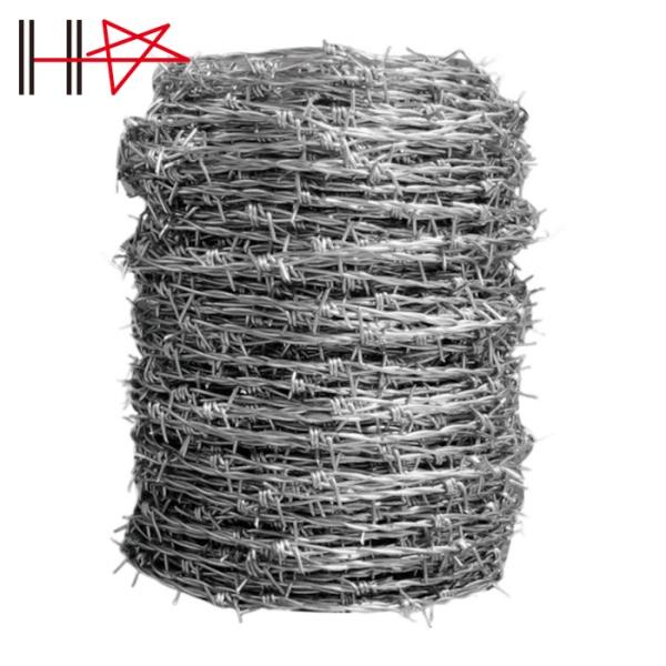 特長●針金にトゲ状の針金を取り付けてた鉄線です。●鉄材にユニクロメッキを施した商品です。用途●保護したい区画に木杭などを打ち込み、そこに張り巡らせて使用。●人の侵入や鳥獣避けに用いられます。