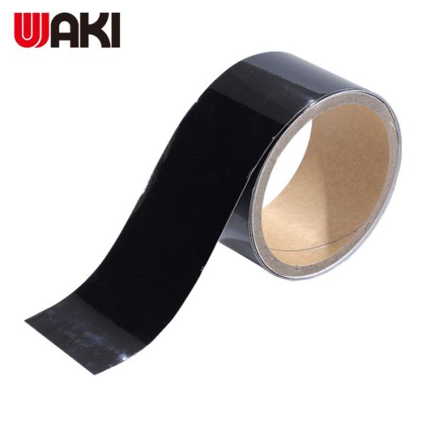 特長●反射材の色が黒いので昼間は目立たず、夜は白く反射します。●黒い素材に付ければ目立ちません。用途●黒ヘルメット、黒い靴、黒柵、黒ポールに。