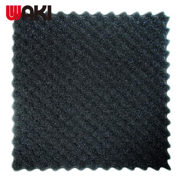 WAKI 樹脂素材|特長:衝撃や振動を弾くのではなく包み込むように吸収する素材です。