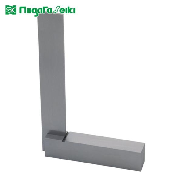 SK スコヤ|特長:直角度、真直度測定のマスタとして使用します。 一般的な台付スコヤです。 50~2000mmの計13サイズございます。