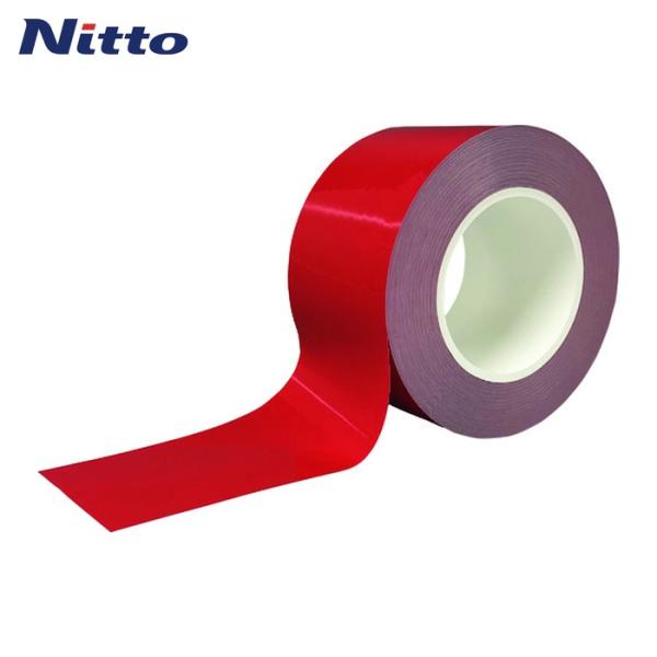 ニトムズ ラインテープ|特長:耐久性に優れ、環境に優しく、作業性も抜群のラインテープです。 はくり紙が無く、長巻なので長い距離でも貼りやすく作業効率が上がります。 耐油性に優れています。