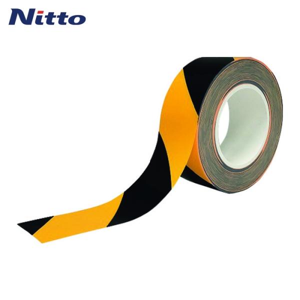 ニトムズ ラインテープ|特長:耐久性に優れ、環境に優しく、作業性も抜群のラインテープです。 はくり紙が無く、長巻なので長い距離でも貼りやすく作業効率が上がります。 耐油性に優れています。