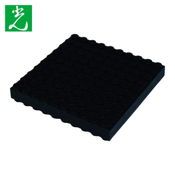 特長●カットサイズなので、使用場所にあわせてご使用いただけます。●振動・音を和らげます。用途●防振、防音に。