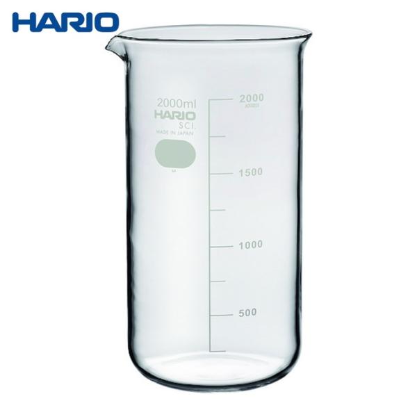 HARIO ビーカー|特長:背が高く細長い形状なので持ちやすく、加熱時の液体の吹きこぼれや蒸発を抑えます。 注ぎやすく液だれしにくい注ぎ口です。