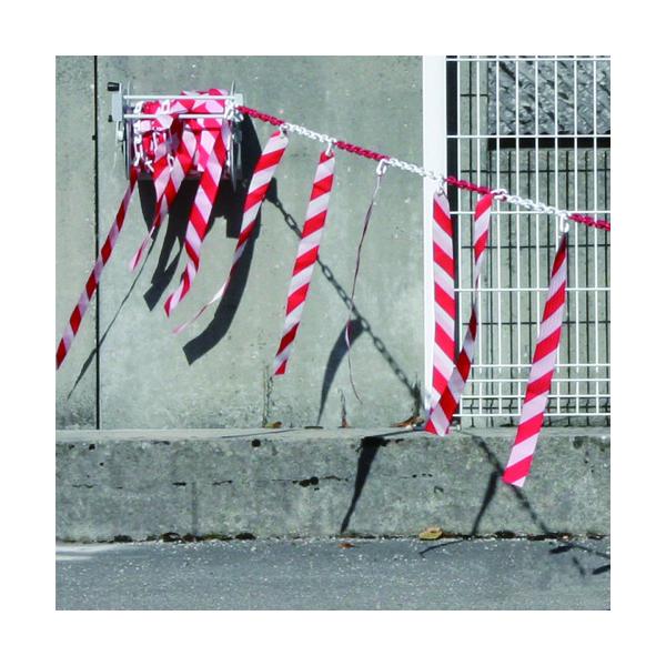 NOVAP プラチェーン|特長:垂直方向にバリアが付いているので、遠くからも注意喚起できます。 高い注意喚起力があります。 本体はプラスチックなのでサビの心配がありません。