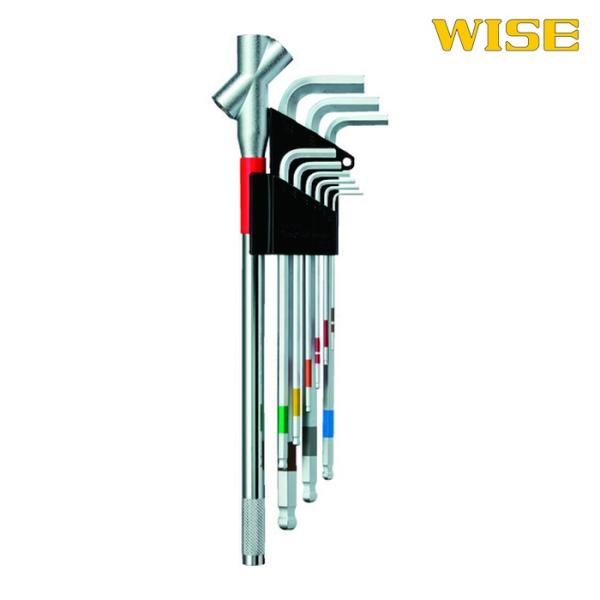 WISE ボールポイント六角棒レンチセット|特長:ボールポイントの形状は応力分散形の特許加工で折れにくく便利な補強ハンドルの使用により本締めもできます。 常にハンドルを回しやすい方向(5方向)に差し込み穴があって楽に本締めができます。 硬度...