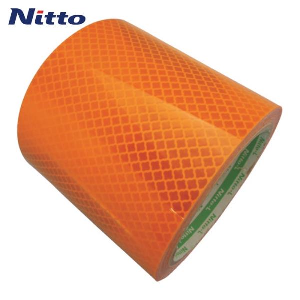 日東エルマテ 反射テープ|特長:柔軟性が高い為、曲面や角面に適しています。 プリズムレンズタイプの再帰性反射材を利用しています。 従来の反射テープよりも10倍以上の優れた再帰反射性能を発揮します。