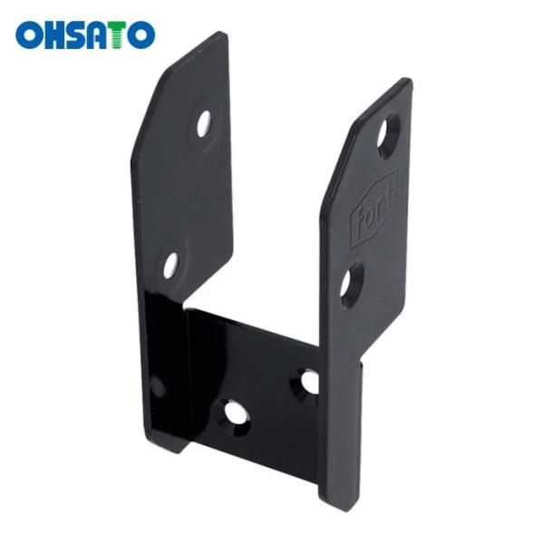 ・2×4材を交差させる部分に使用します。・垂木など、勾配をつけての施工も可能です。・木部に。・板厚(mm):2・穴径(mm):3.8~4.1・色:黒色・鉄(黒塗装)・2×4材は規格が決まっていますが、乾燥状況や製材工場などにより数ミリ単位で...