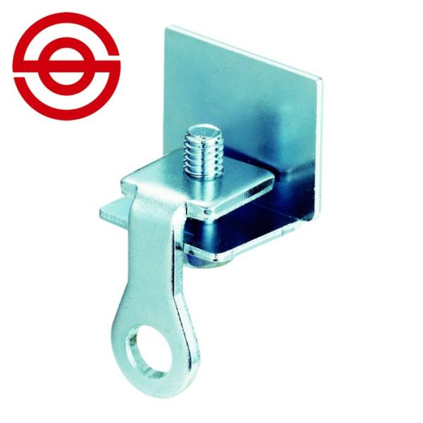 岡田 カーテンレール用オプション|特長:D30レール・隙間レール用ストップです。 ストップはレールの溝に取り付け、ランナーを停止させます。