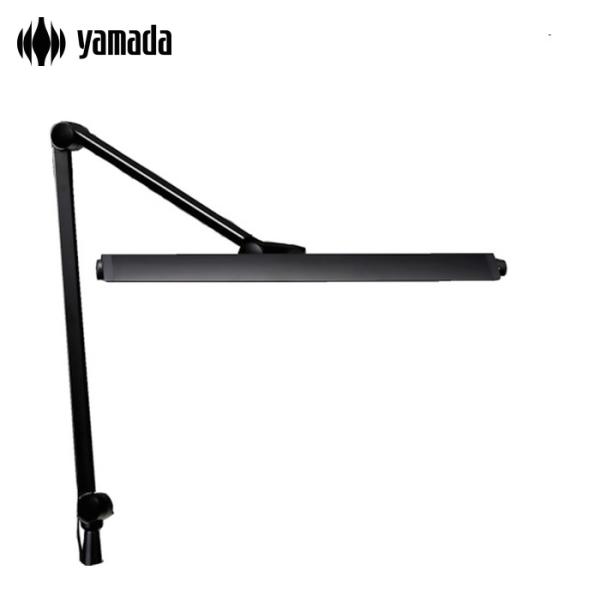 山田 電気スタンド(クランプ式)|特長:高演色Ra97の自然に近い光を発するLEDアームライトです。 専用設計のシェードで検査対象物への余分な光の反射を軽減しました。 光が広がる専用リフレクターで、これまでよりも広い範囲を照射できます。