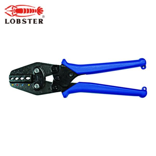 エビ 手動圧着工具|特長:2枚のダイスは被覆部と銅線部を同時に圧着し、ダイス合わせに当社独自の方式を採用したためブレる心配がありません。 軽量&amp;コンパクト設計で手にフィットするポケットサイズです。