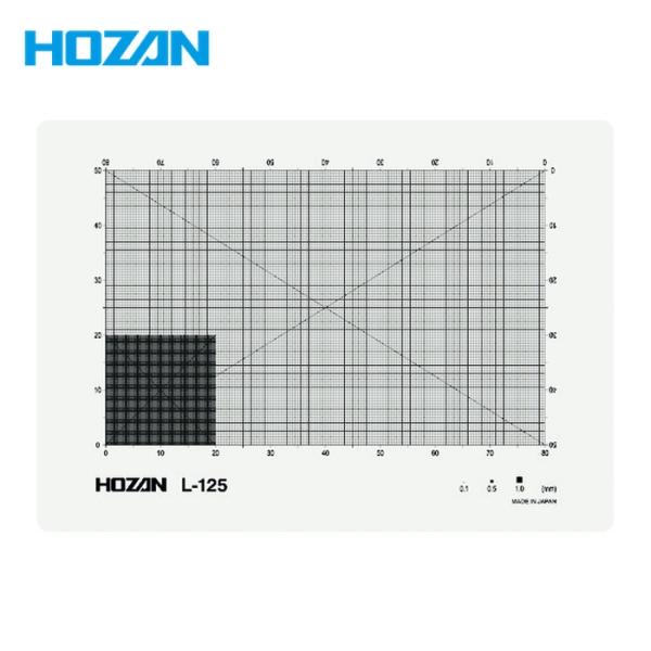 HOZAN 顕微鏡用品|特長:微小な部品などのサイズ確認や寸法計測に適しているため、マイクロスコープや顕微鏡を使用した高倍率での観察に使えます。 スケールシートの上下左右に目盛がついているため、上下回転させて使用することも可能です。