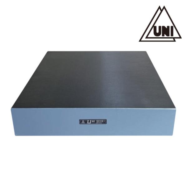 特長●機械仕上げは良質フライス加工、B級・A級は研磨加工後、キサゲ仕上げで平面精度を上げています。●修理可能です。用途●ケガキ台、作業台、測定台として利用可能。●機械仕上げは一般作業用（ケガキ作業）です。