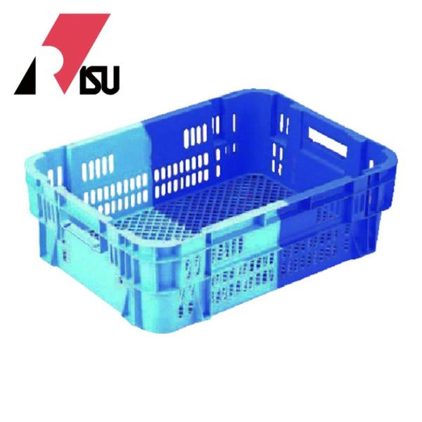 RISU 食品用コンテナ|特長:ネスティング(積み重ね)式2色コンテナです。 収納効率が良く、空箱時場所を取りません。 違う色を揃えるとネスティングして高さ1/2~1/4になります。