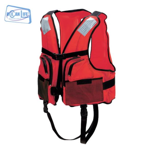 OCEANLIFE ライフジャケット|特長:抜け防止の股ベルトとポケットがついています。 浮力材を取り外して洗濯可能です。