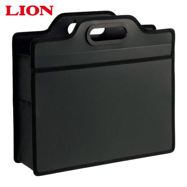 ライオン 書類用バッグ|特長:側面が布製で使わないときは折りたためる社内移動用バッグです。 両側面にはペンや携帯電話などの小物収納に便利な布製ポケット付です。 正面にはクリアホルダーやパンフレットなどを収納できる薄型ポケット付です。