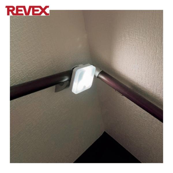 特長●暗い場所で人感センサーが、人の熱を感知してLEDライトを優しく点灯させます。●人を感知すると自動で点灯、自動で消灯（点灯時間：約15秒（SL104は約30秒））します。●常時点灯モードがあり、停電時も安心です（SL105・106）。●...