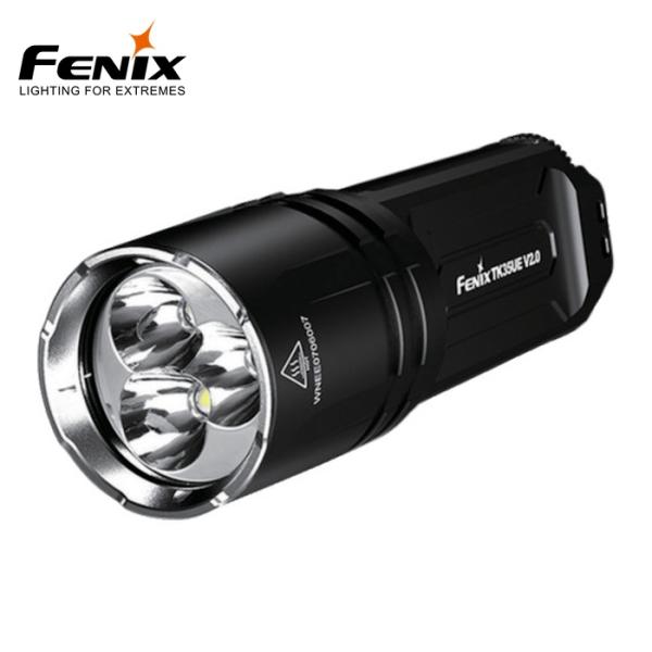 FENIX LED懐中電灯(充電式)|特長:6段階明るさ切替+ストロボ切替機能を搭載しています。 最大照射距離は400メートルに到達しています。 ワンタッチで点滅し、瞬時に反応します。