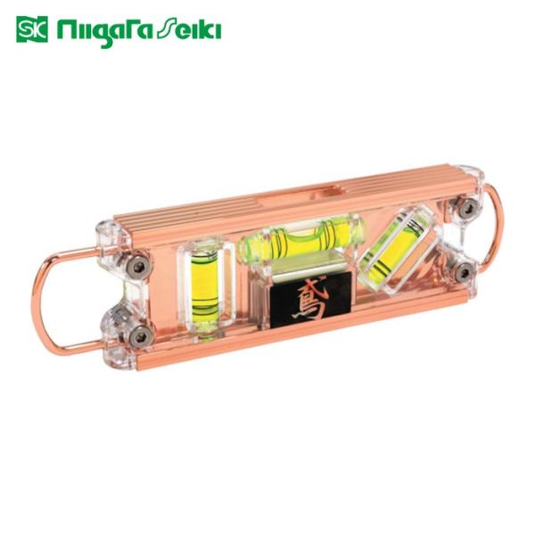 SK アルミ製水平器|特長:化学の力と匠の技で金属を「化匠」する「スワオメッキ」と水平器メーカー「エビス」とのコラボ商品です。 当社比3倍の超強力磁石で、鉄骨工事に便利です。 落下防止コード対応シャックルとカラビナ対応の大型シャックルでカラ...